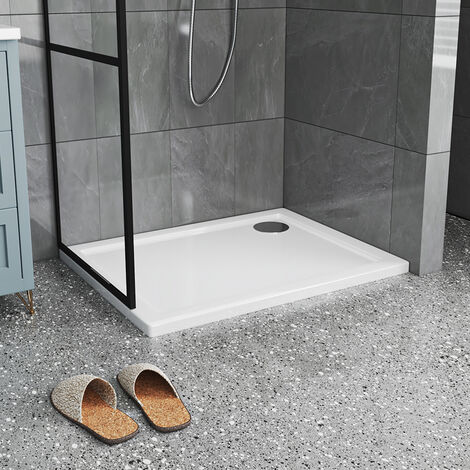 Low profile shower trays